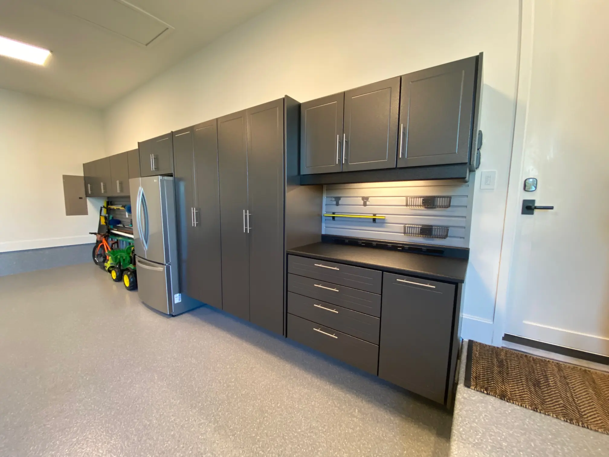 Powder Coated Garage Cabinets By Redline | Top Rated in Austin